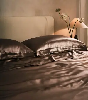 Gingerlily Silk Mocha Super King Fitted Sheet