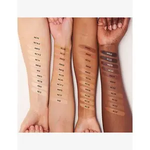 MAC COSMETICS Studio Fix 36hr Smooth Angles Concealer 7ml - Nc30