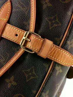 LOUIS VUITTON Saumur Handbag Monogram Canvas 30 - Brown