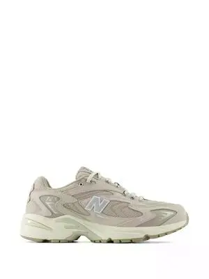 NEW BALANCE 725 Logo-detail Sneakers - Neutrals