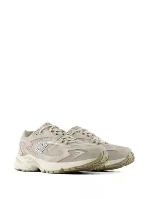 NEW BALANCE 725 Logo-detail Sneakers - Neutrals