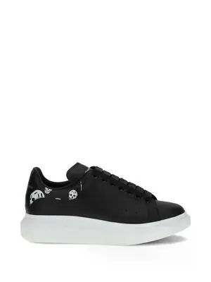 Alexander McQueen Oversized Sneakers - Black