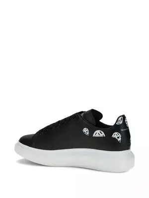 Alexander McQueen Oversized Sneakers - Black