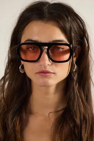Free People Rhiannon Modern Aviator Polarized Sunglasses - Black/grapefruit
