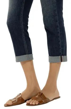 SILVER JEANS CO. Suki Americana Curvy Mid-rise Capri Jeans - Dreamscape