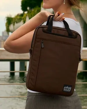 MANHATTAN PORTAGE Commuter Jr. Laptop Bag - Dark Brown