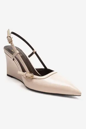PROLOGUE SHOES Celia Pointed Toe Wedge Pump - Ecru