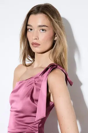 MISSPAP Asymmetric Bridesmaid Dress With Bow Detail
