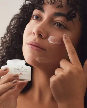 MISSHA Time Revolution The First Essence Cream