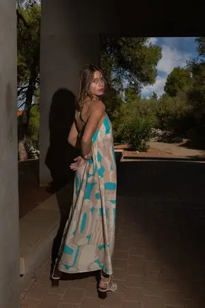 UNTITLED IN MOTION Intermission Flowy Strappy Midi Dress