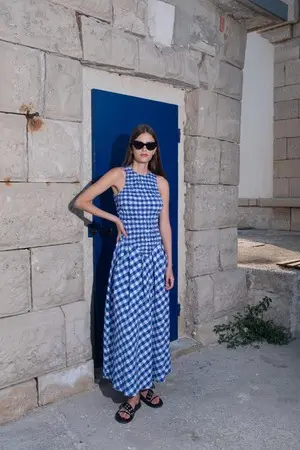 UNTITLED IN MOTION Annah Ruched Plaid Midi Dress