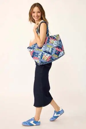 VERA BRADLEY Hathaway Tote Bag In Trellis Patchwork - Blue