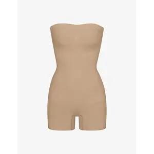 SKIMS Seamless Sculpt Strapless Stretch-woven Body - Clay