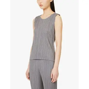 Issey Miyake Basic Sleeveless Pleated Knitted Jersey Top