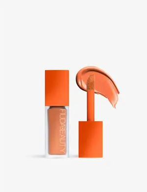HUDA BEAUTY Fauxfilter Colour Corrector Concealer 9ml - Mango
