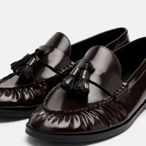 MARC NOLAN Patent Leather Tassel Loafers - Dark Cherry