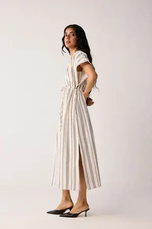 REISTOR Maxi Gathered Stripe Dress With Side Slits - Linear Canvas