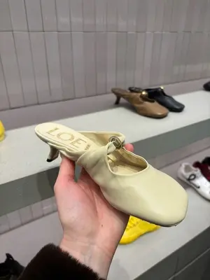 LOEWE Ivory Heel