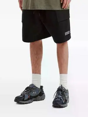 FINGERCROXX Shorts