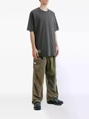 FINGERCROXX Short-sleeved Crewneck T-shirt - Grey