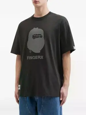 FINGERCROXX Graphic T-shirt