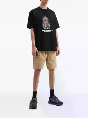 FINGERCROXX Graphic T-shirt - Black