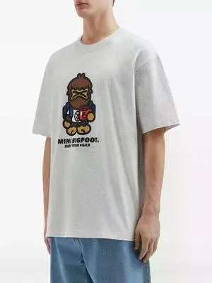 FINGERCROXX Graphic T-shirt - Grey