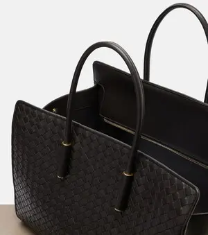 Bottega Veneta Barbara Intrecciato Leather Tote Bag - Brown