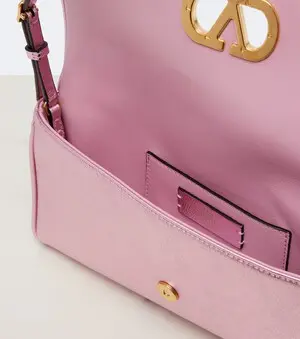 Valentino Garavani Small Shoulder Bag - Pink