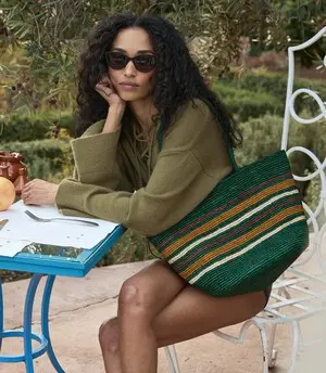 DÔEN Handwoven Raffia Tote Bag