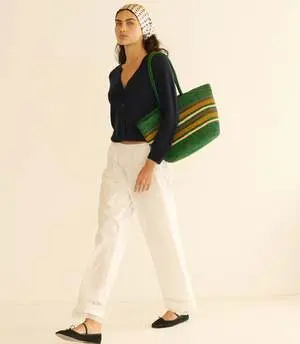 DÔEN Handwoven Raffia Tote Bag