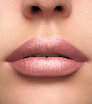 LANCOME L'absolu Rouge Cream Lipstick - Red
