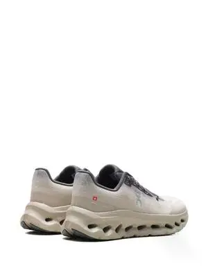 On Cloudtilt Sneakers