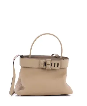 Hermès Medor Togo Handbag - Neutral