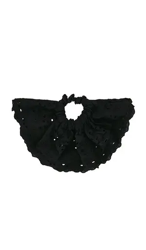 LOVERS AND FRIENDS Amira Scrunchie