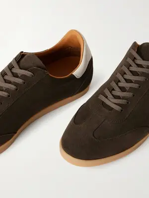Mr P. Suede Low Top Sneakers