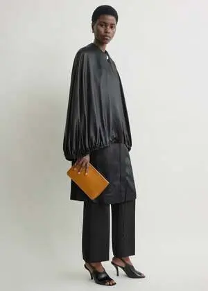 TOTEME Threefold Croco-embossed Clutch - Orange