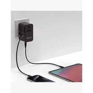 THE TECH BAR Momax Portable Travel Charger With Usb-c Cable