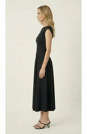 MODENAIRE Open Back Cap Sleeve Midi Dress