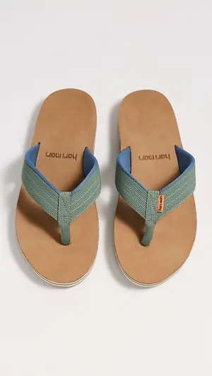HARI MARI Scouts Flip Flops - Olive