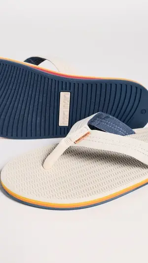 HARI MARI Dunes Flip Flops - Whitecap