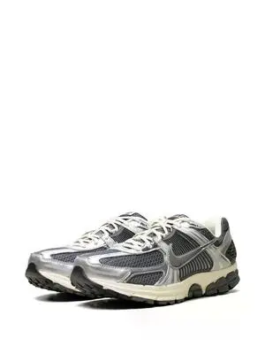Nike Zoom Vomero 5 Sneakers - Grey
