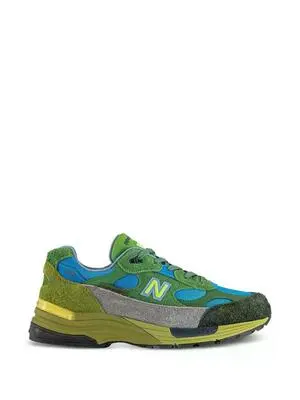 NEW BALANCE 992 Paneled Sneakers - Green
