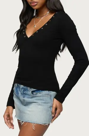 EDIKTED Rossie Studded Long Sleeve T-shirt
