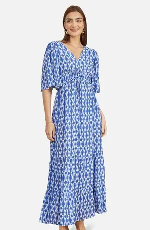 YUMI Printed Maxi Dress With Cross Over Back - Blue