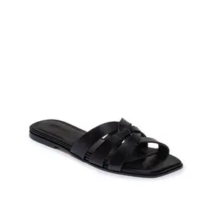 Bernardo Oxford Flat Sandal - Black