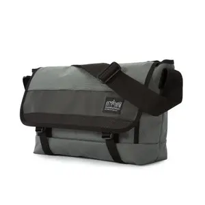 MANHATTAN PORTAGE Hell's Kitchen Messenger Bag - Grey