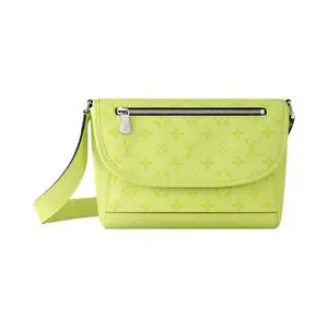 LOUIS VUITTON Pulse Messenger