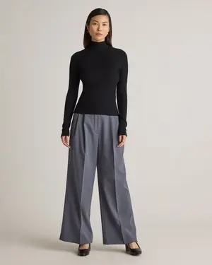 Quince Featherweight Cashmere Sweater
