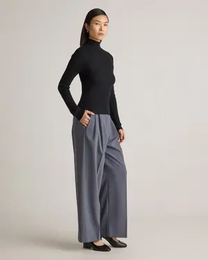 Quince Featherweight Cashmere Sweater